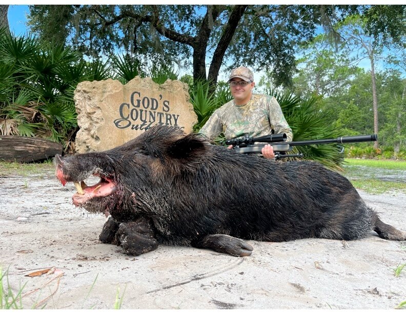 Page 2/6 - Hog Hunting Photo Gallery - Gods Country Outfitters Trophy ...